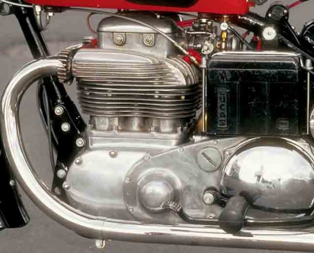 1952 Ariel Square Four - Motorcycle Classics